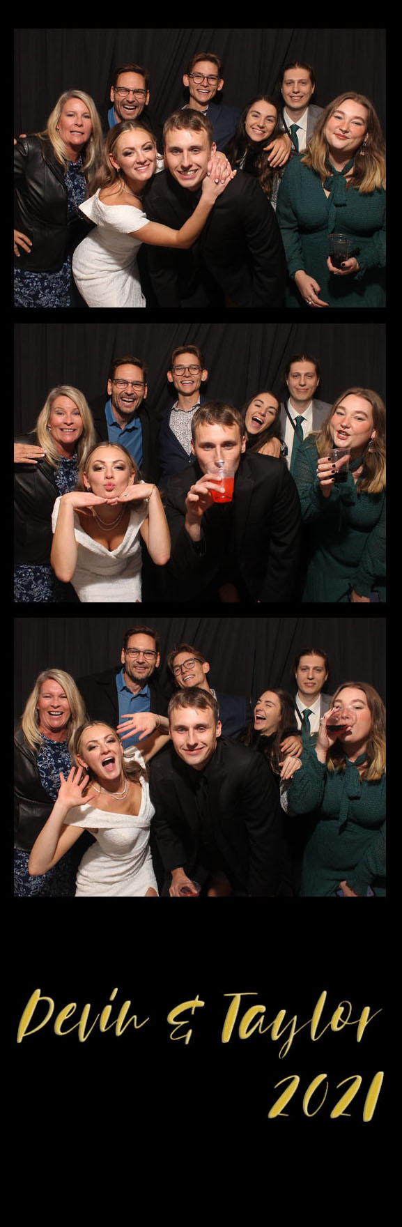 Wedding Reception Photo Booth Pictures - Arizona Photo Booth Rentals